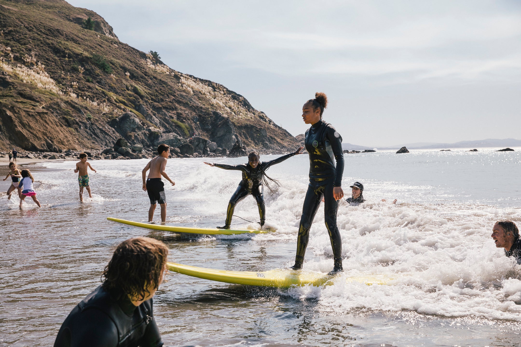 MeWater x TANDM Surf: Empowering Youth through the Power of Mother Nat